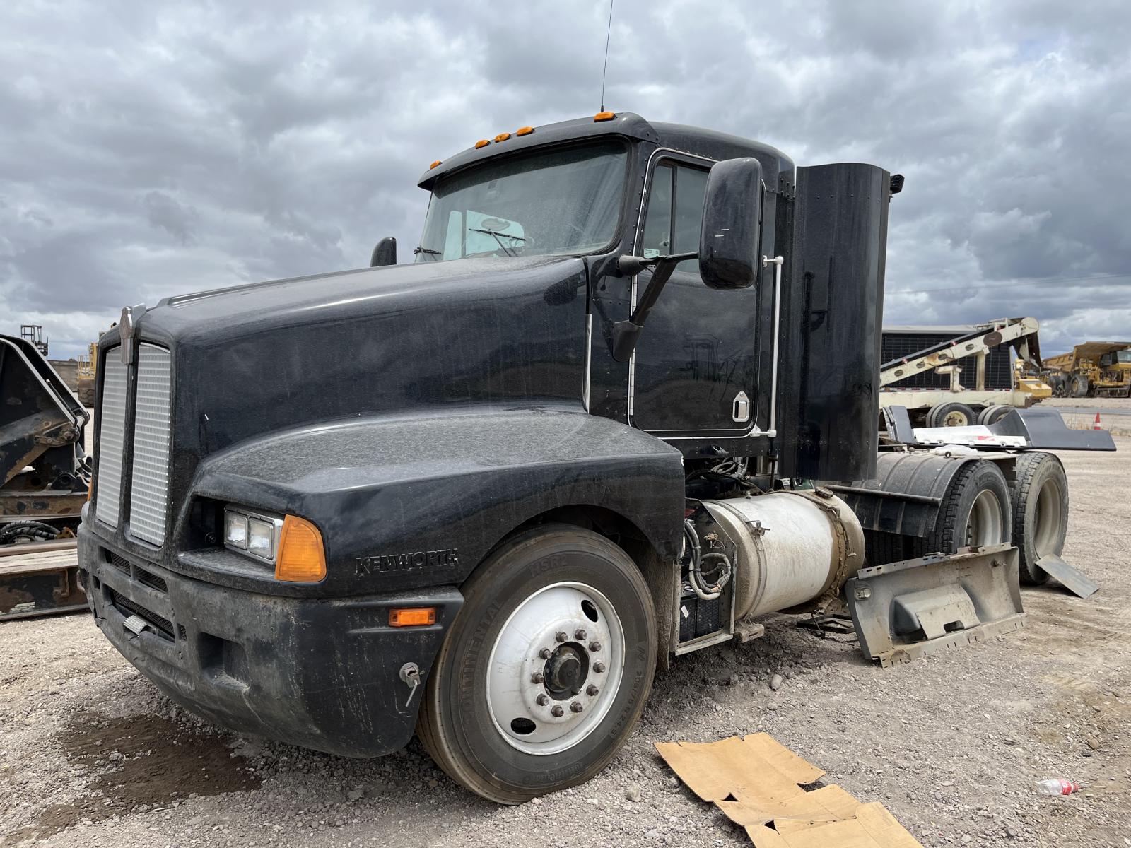 TRACTOCAMION KENWORTH T600 - Venta de Maquinaria Wiebe
